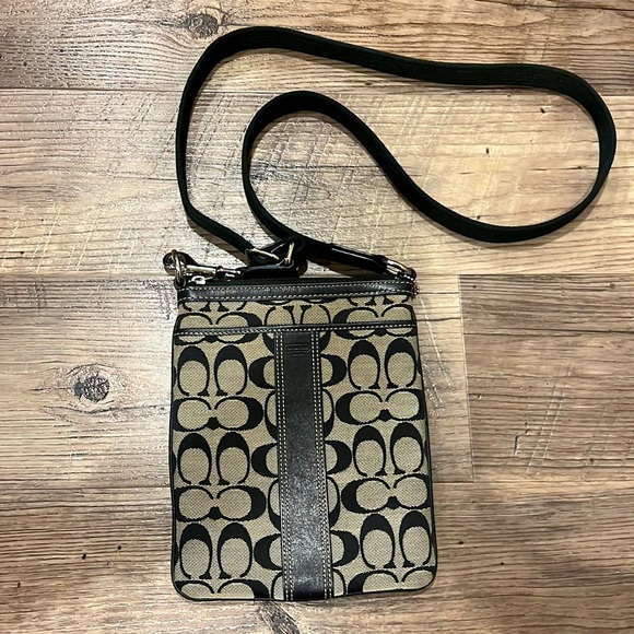 Coach | Bags | Coach Signature Canvas Crossbody Blackgray Adjustable Strap Front Slip Pocket ...